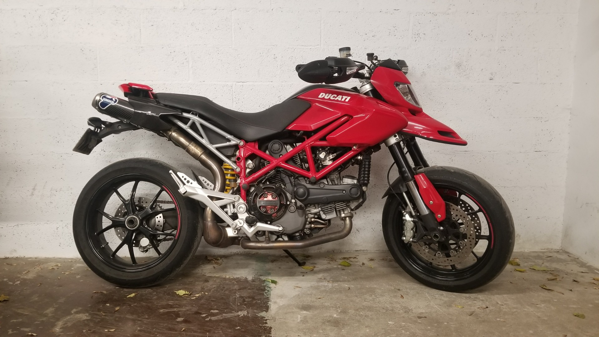 Moto depot : Motos d’occasion collection ducati, HYPERMOTARD 1100 ...
